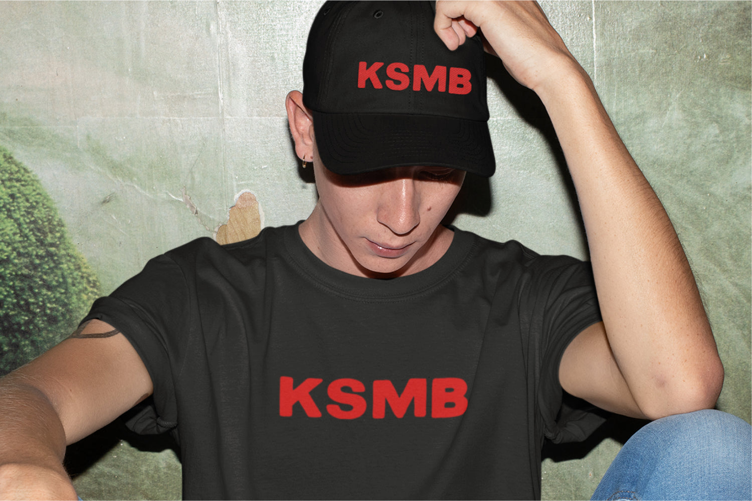 Officiell KSMB Merch – T-shirts, Hoodies & Kepsar | KSMBshoppen.se ...