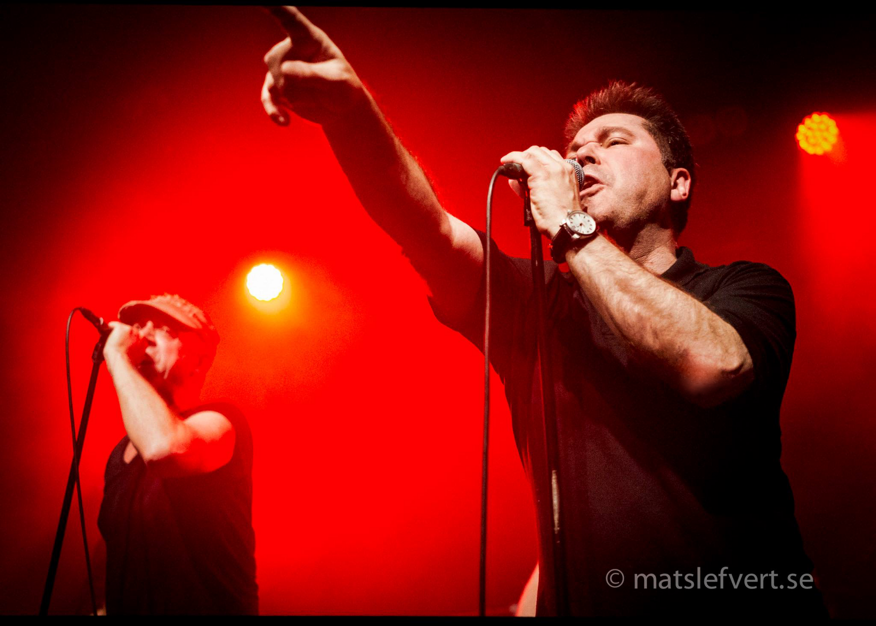 Officiell KSMB Merch – T-shirts, Hoodies & Kepsar | KSMBshoppen.se ...